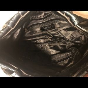 Simply Vera Vera Wang | Bags | Sale Simply Vera Vera Wang Satchel ...